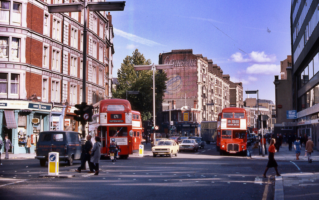 Everyday Life of '70s London Through A Swedish Traveler's Lens ...