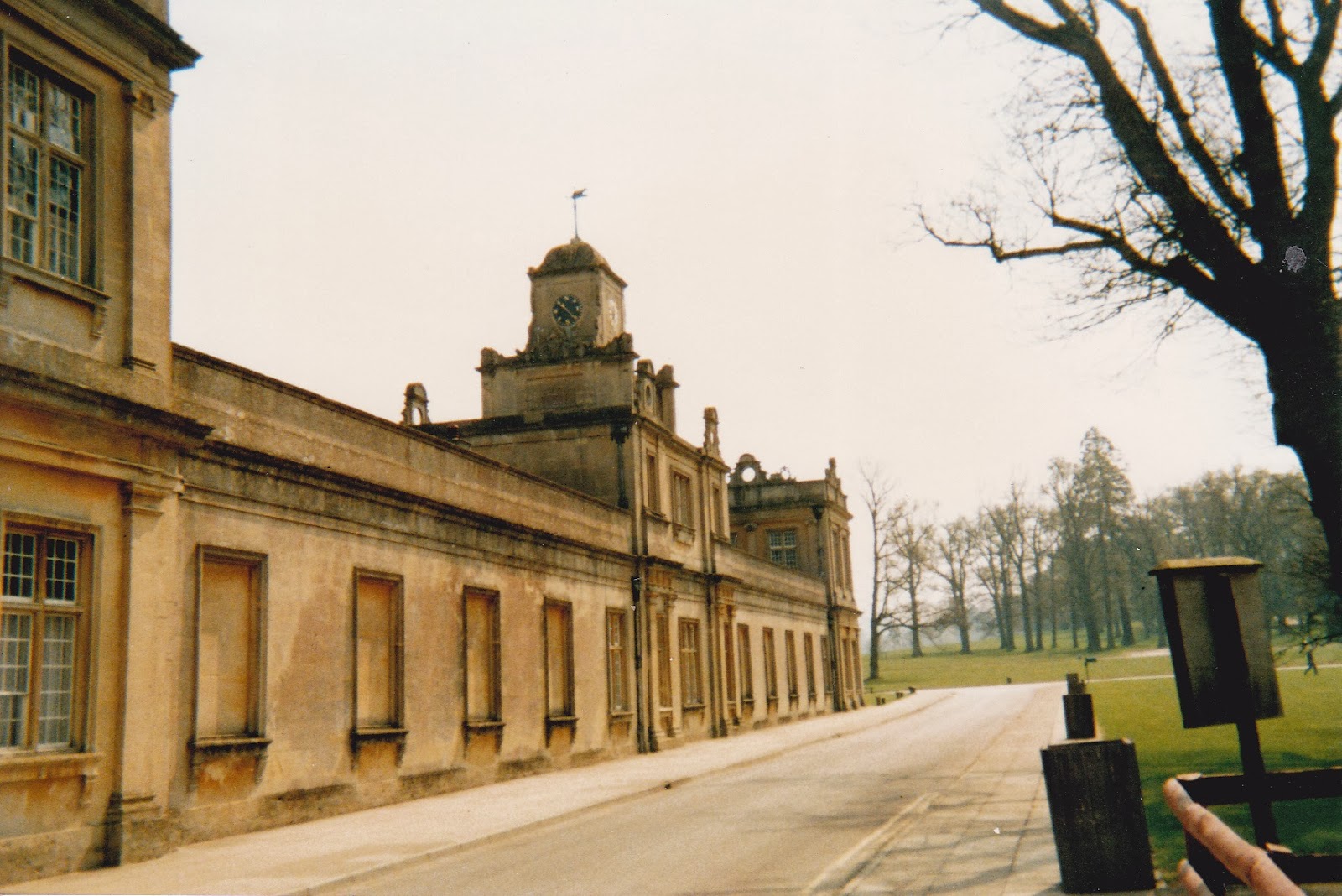 Aerohaveno: "When I Say Run, Run!": Travel & Doctor Who