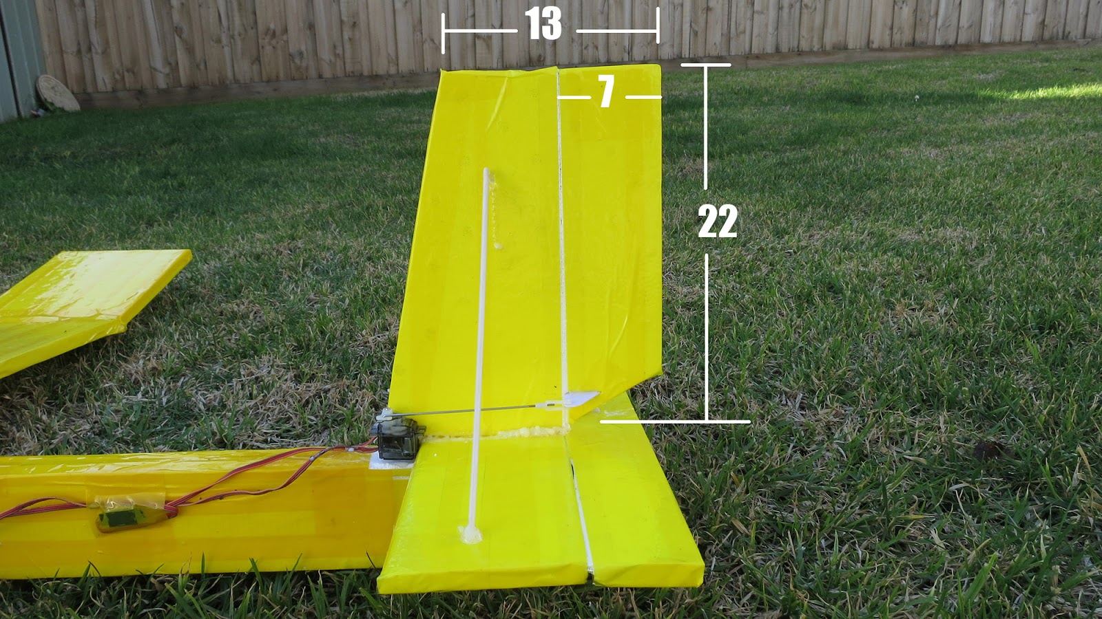Newton Airlines: The Boxler - Packing box plane