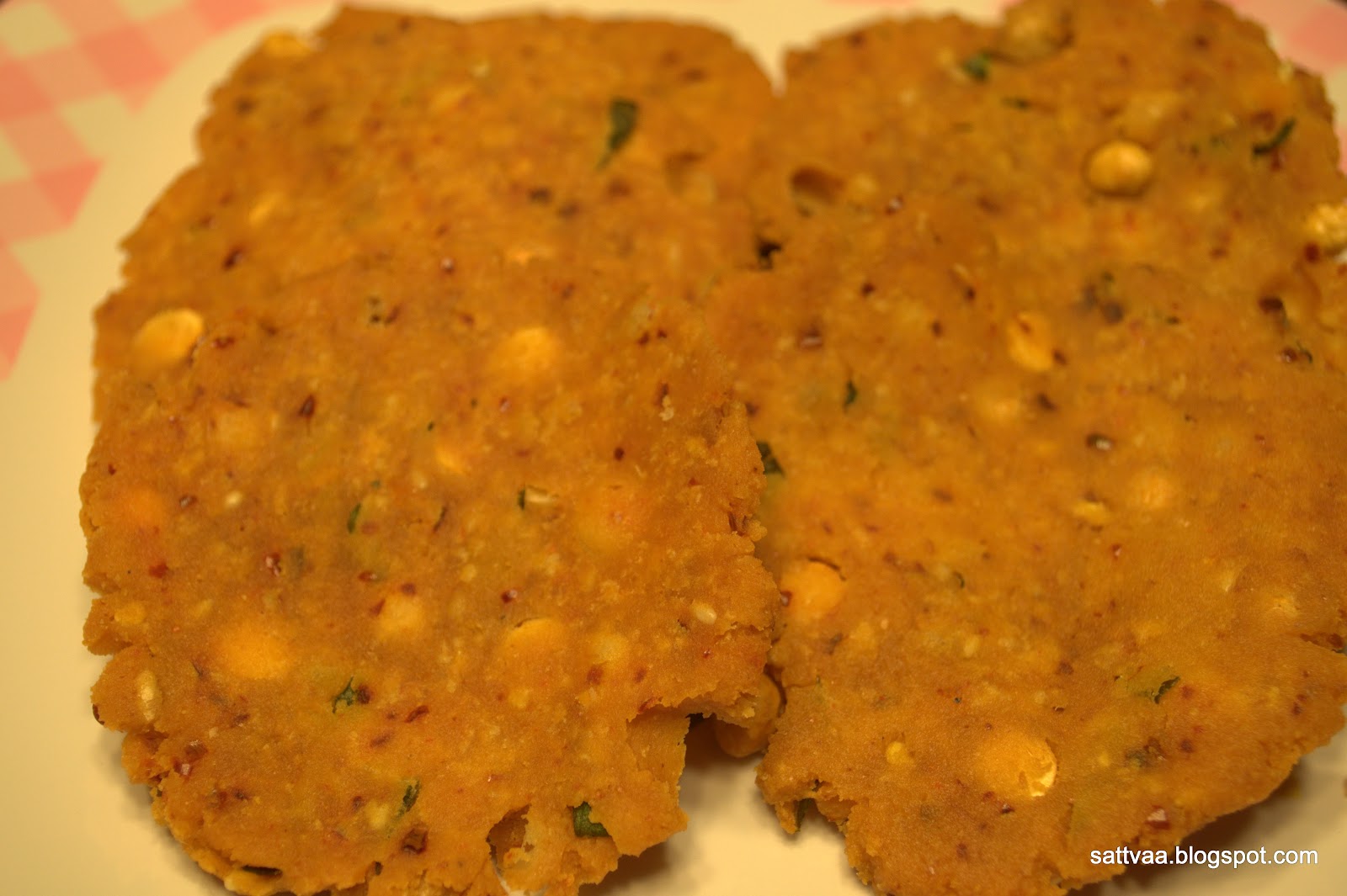 Sattvaa: Nippattu - crunchy, crispy snack