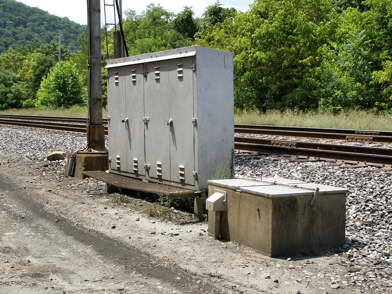 The Position Light: PHOTOS: Magnolia Cutoff Pole Line CPLs