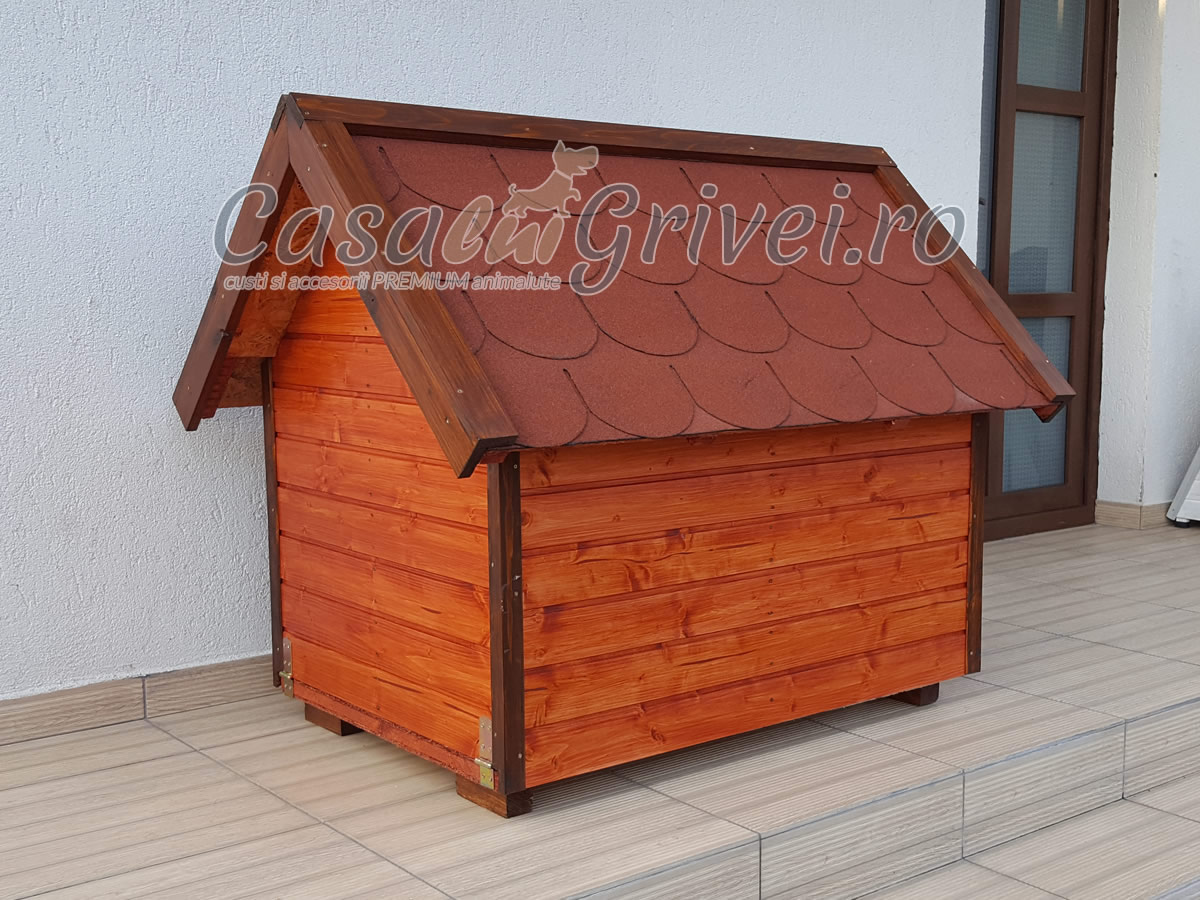 Cotete de caini si pisici din lemn, izolate termic, pentru exterior