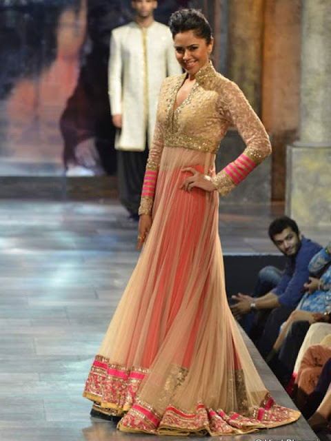 ftcollections: June 2013