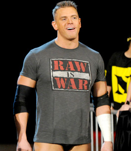 Más sobre el futuro de Alex Riley con WWE - ¿Será despedido? ~ Más ...