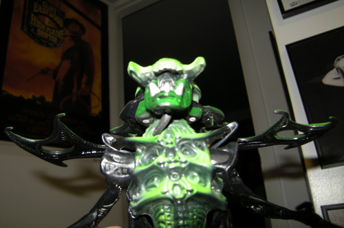 The Amazing Toyland: Kenner Aliens: the opening of Night Cougar, Queen ...