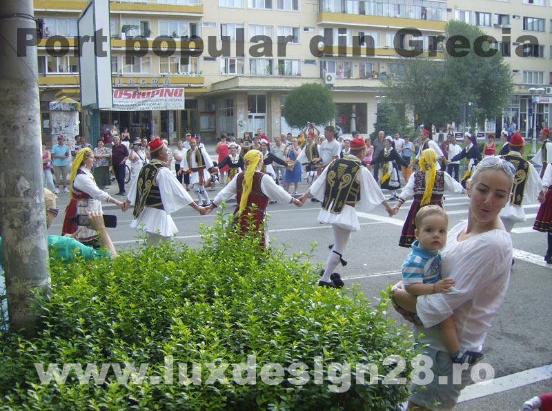 Cazare judetul Hunedoara: Galerie poze porturi si dansuri populare ...