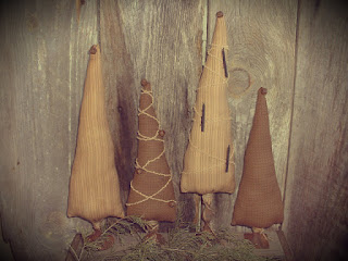 Daughternature Primitive Folk Art: Primitive Christmas Trees, Christmas ...
