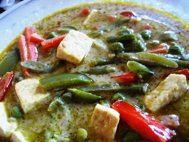 Thai Curry (Red/Green)