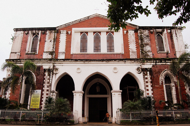 Beautiful Churches in Iloilo, Philippines: June 2012