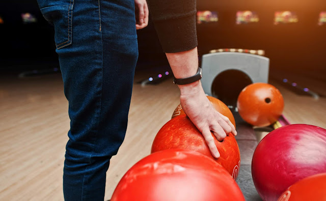 Can I just tell ya something?: MY PRO BOWLING TECHNIQUE