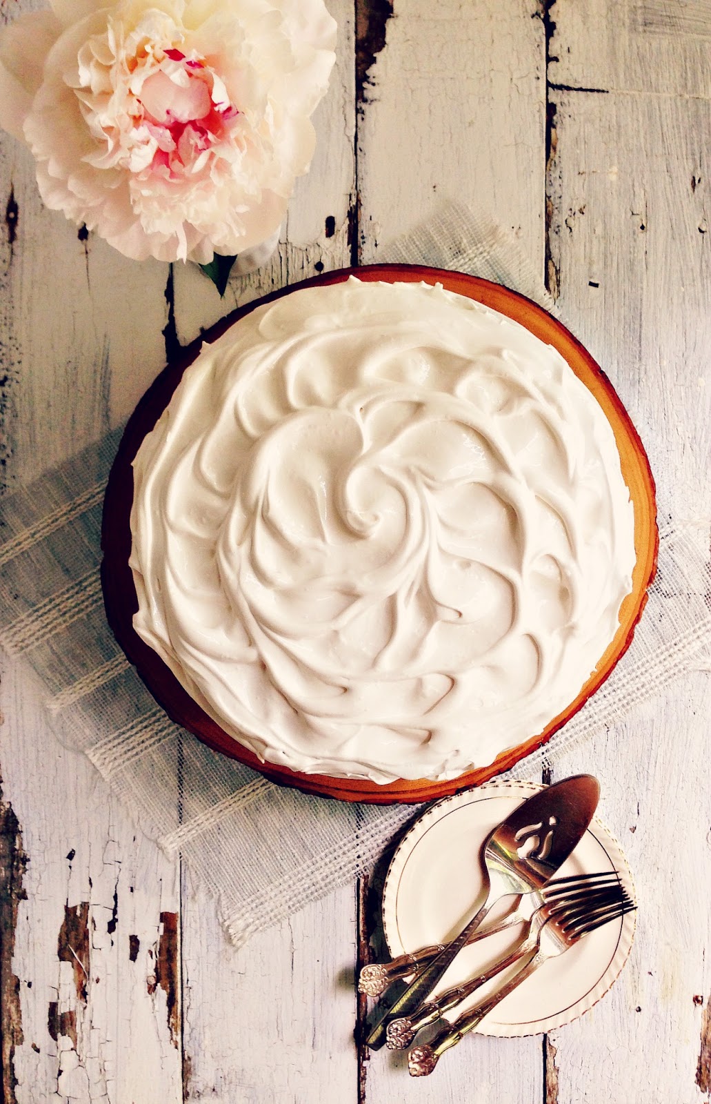 sweetsugarbean: Blowtorch Optional: S'more Layer Cake with Salted Milk ...