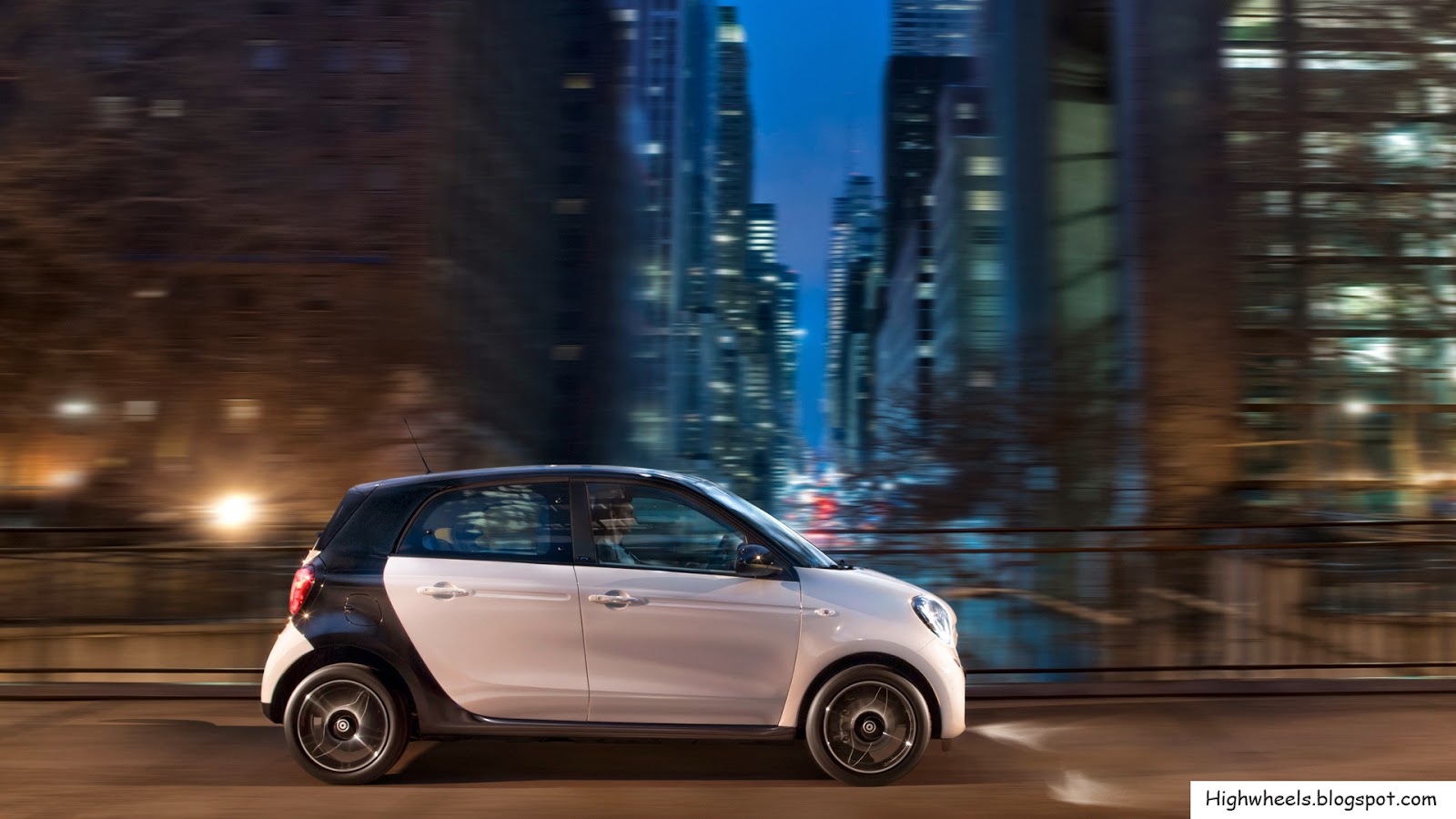 2015 Smart ForFour - High Wheels
