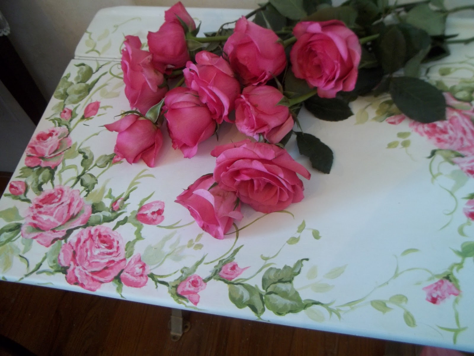 jonny j petros : rococo furniture, shabby decor, French rose painting ...