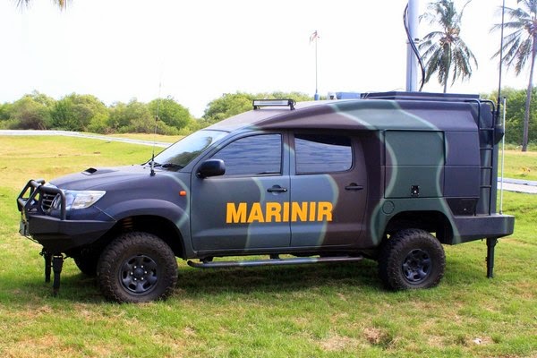 DEFENSE STUDIES: Marinir Gelar Peralatan Perang Komunikasi dan ...