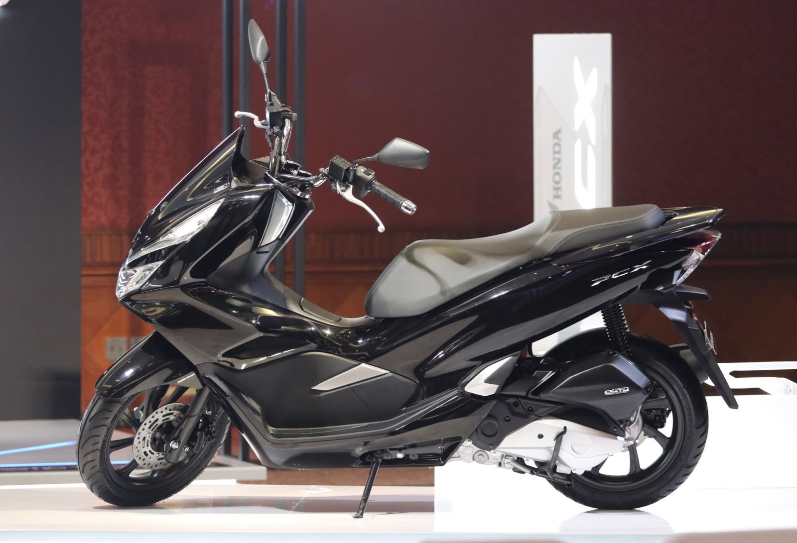 Jual Kredit Motor Honda PCX 150 CBS All New Lokal 2018 - Jabodetabek ...
