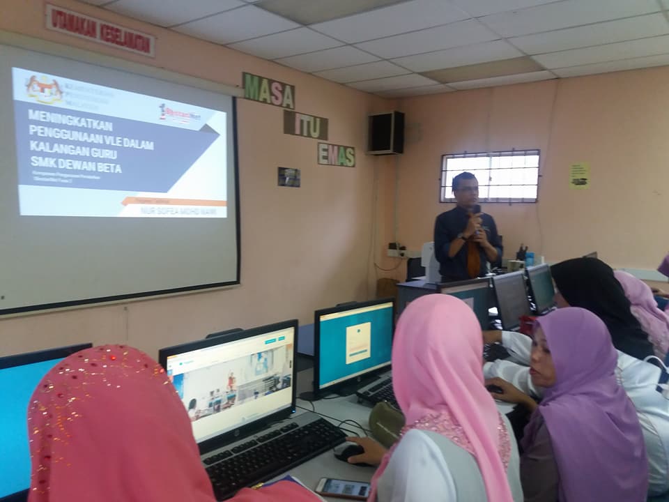 SMK DEWAN BETA | tAKLIMAT PENGGUNAAN VLE GURU DAN MURID | LAMAN USTP KOTA