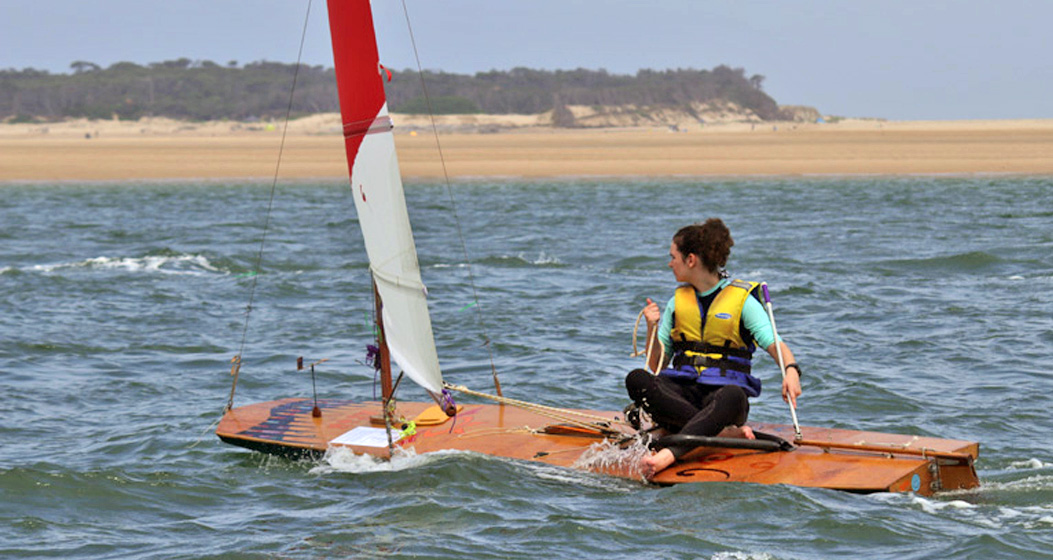 Earwigoagin: Header Photo: The Dabchick Scow - One of those Sit-on-Top ...