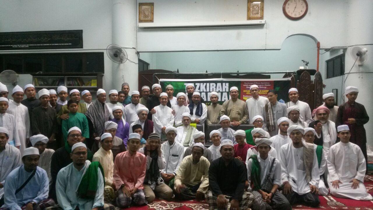 CAHAYA KEHIDUPAN TAUHID: Iftar perdana bersama ulama Fatani 16 Ramadhan ...