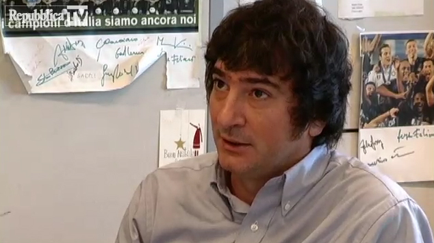 PAZZO PER REPUBBLICA - il blog dei feticisti di Repubblica: Vita di ...