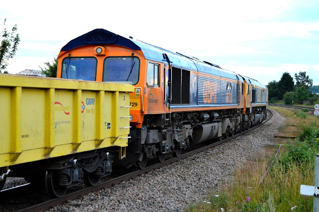'Along These Tracks' Train Photos Site : Photo Class 66729 and 66717 ...