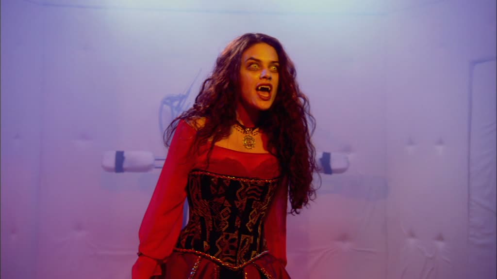 Vampire Beauties: Vampiress Review: Vampire Beauties: Vampiress Review: