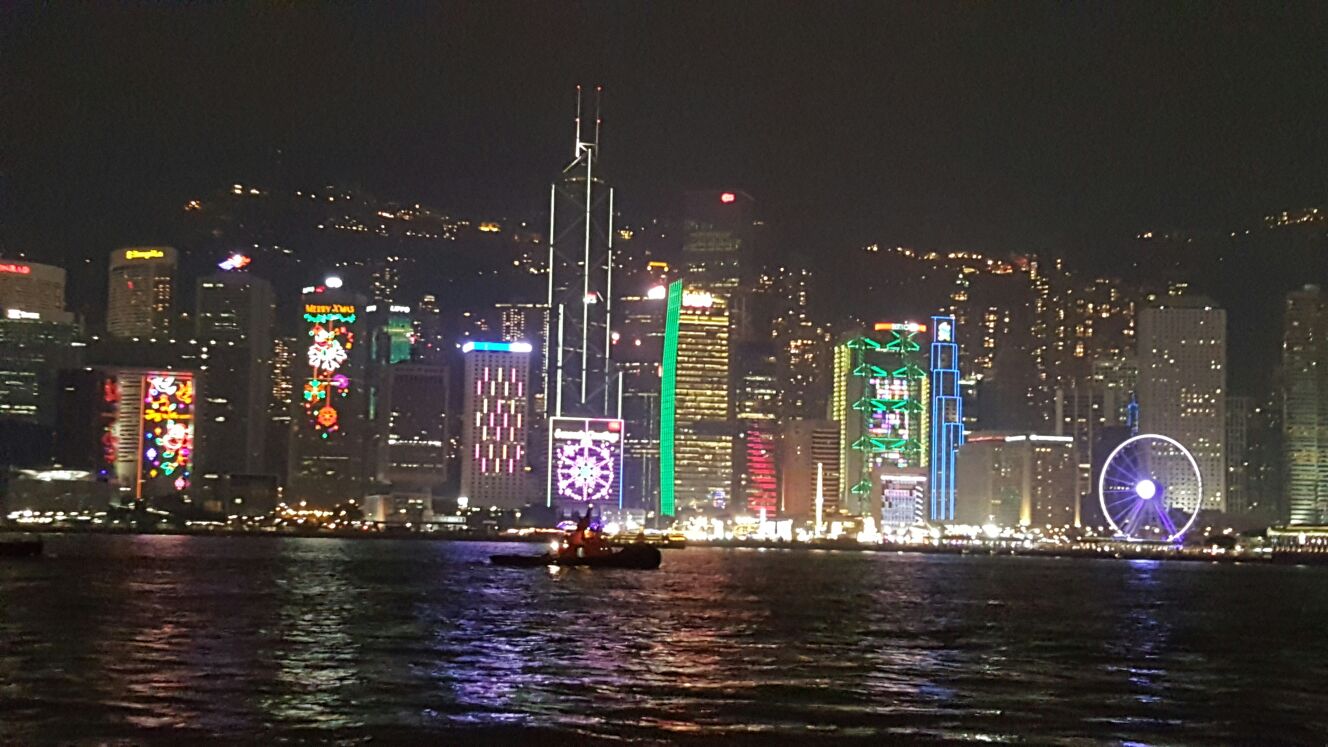 Lydia's Blog: Hong Kong Pulse 3D Light Show