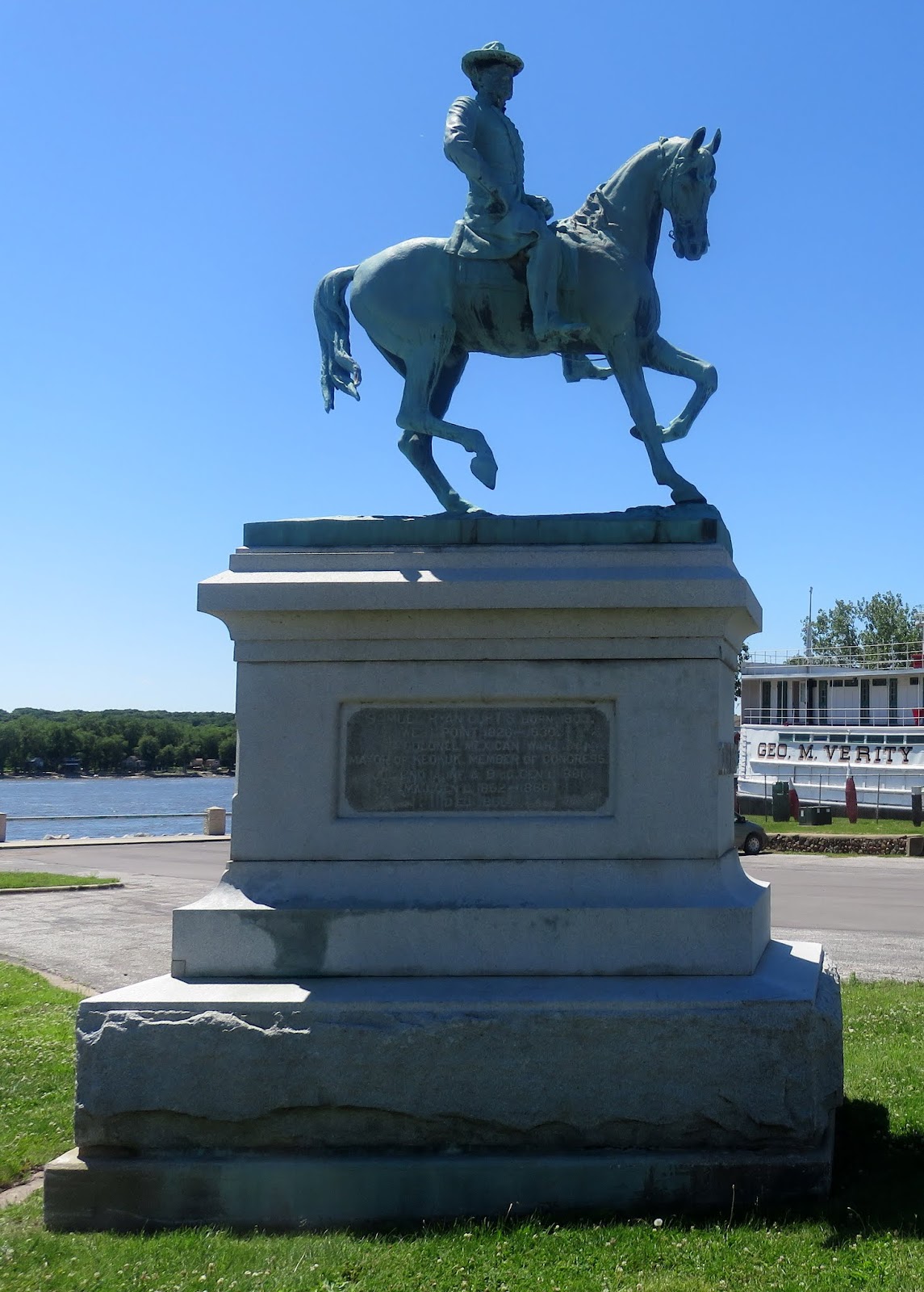 Big Daddy Dave: Images and a Little History from Keokuk Iowa