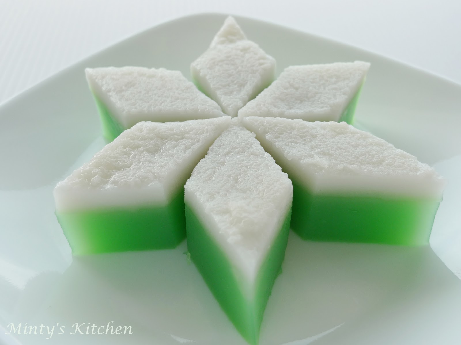 Minty's Kitchen: Kuih Talam