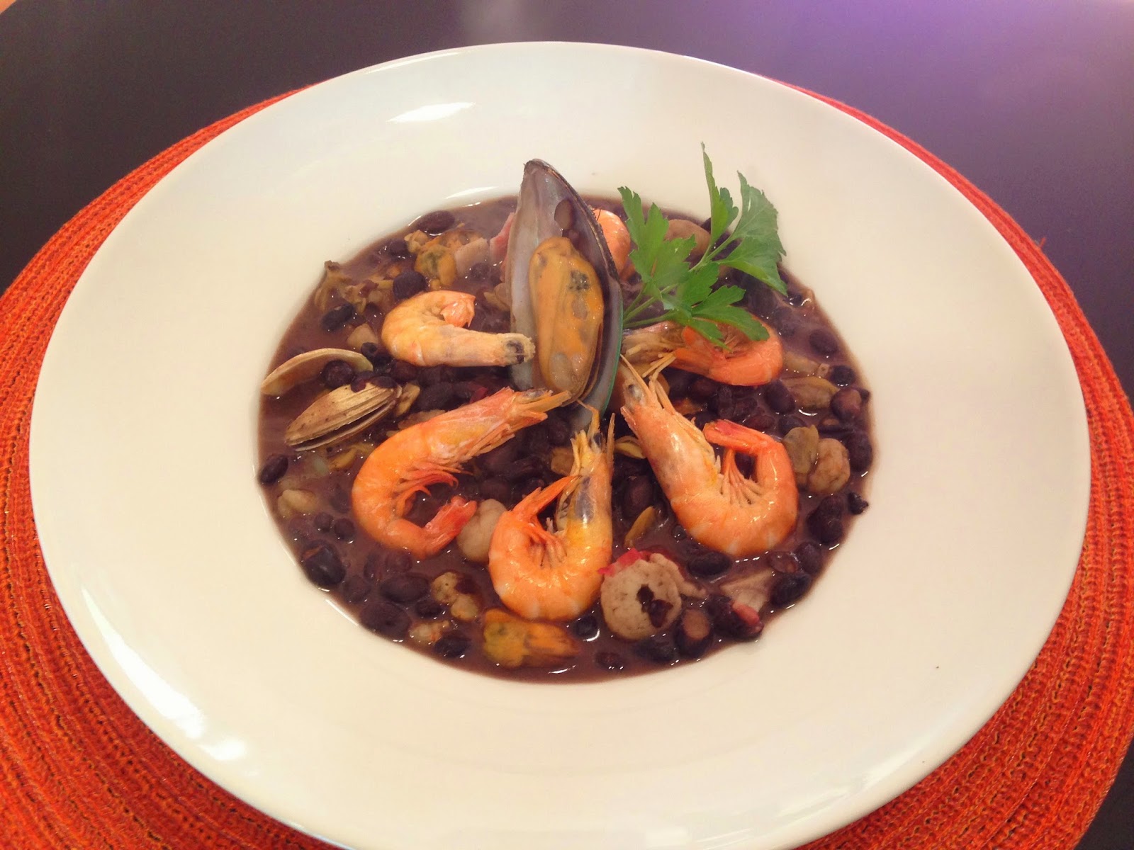 Feijoada Preta de Marisco