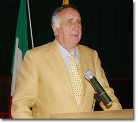 Enrico De Simone, ex chavista - La Voce d'Italia, Caracas - L ...