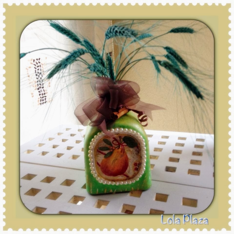 UN SUEÑO EN MI DESVÁN: BOTELLA PRIMAVERAL