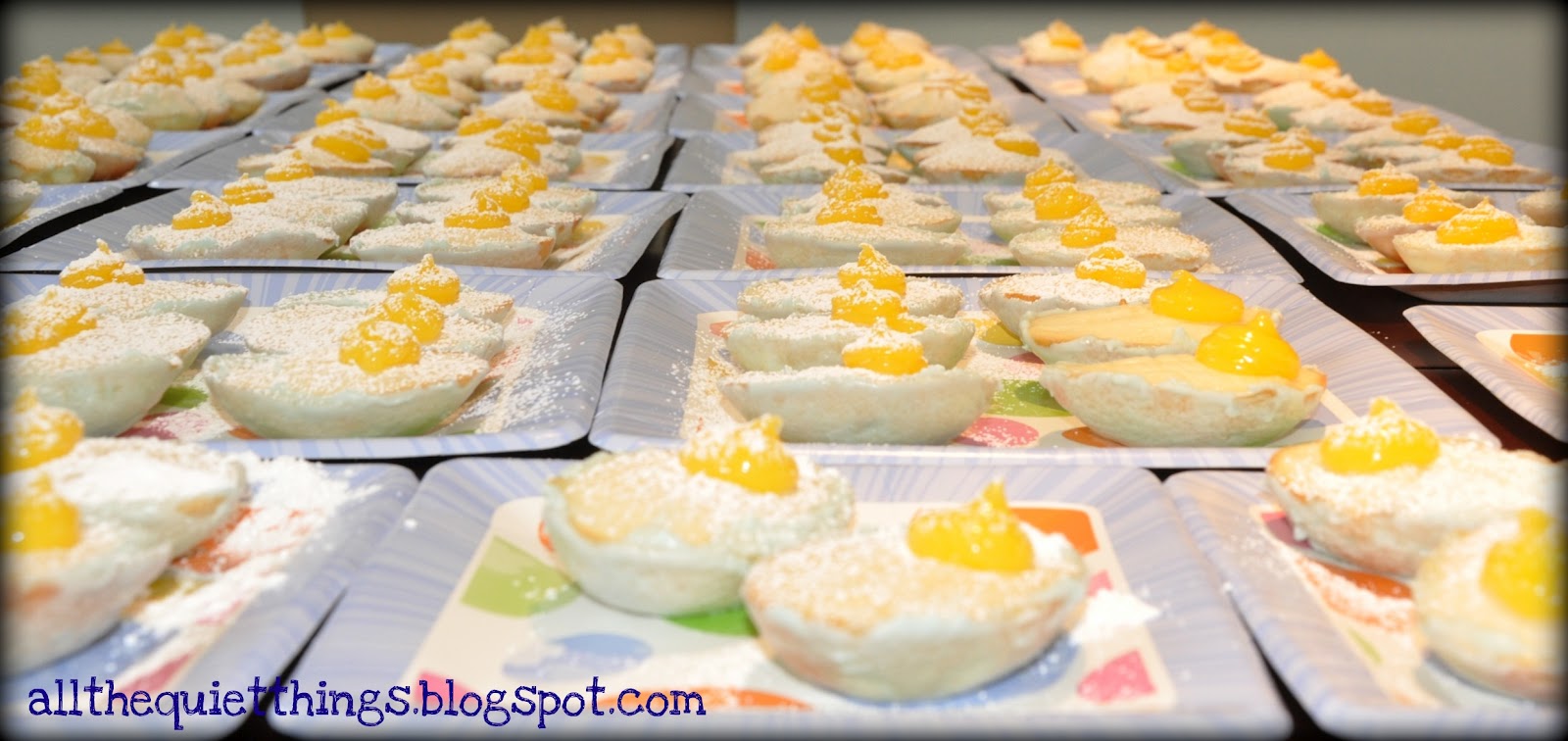 All The Quiet Things: Easter Egg Cakes