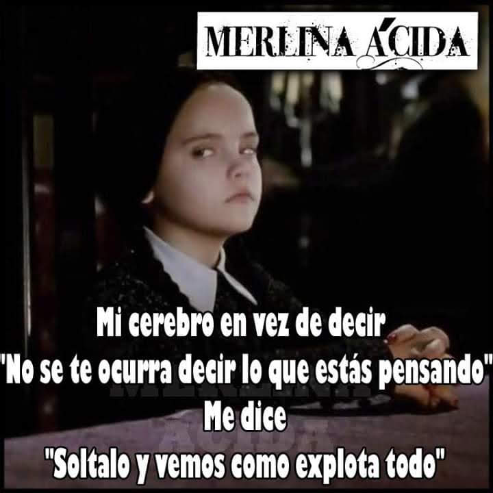 Lunes por la madrugada: Memes de Merlina