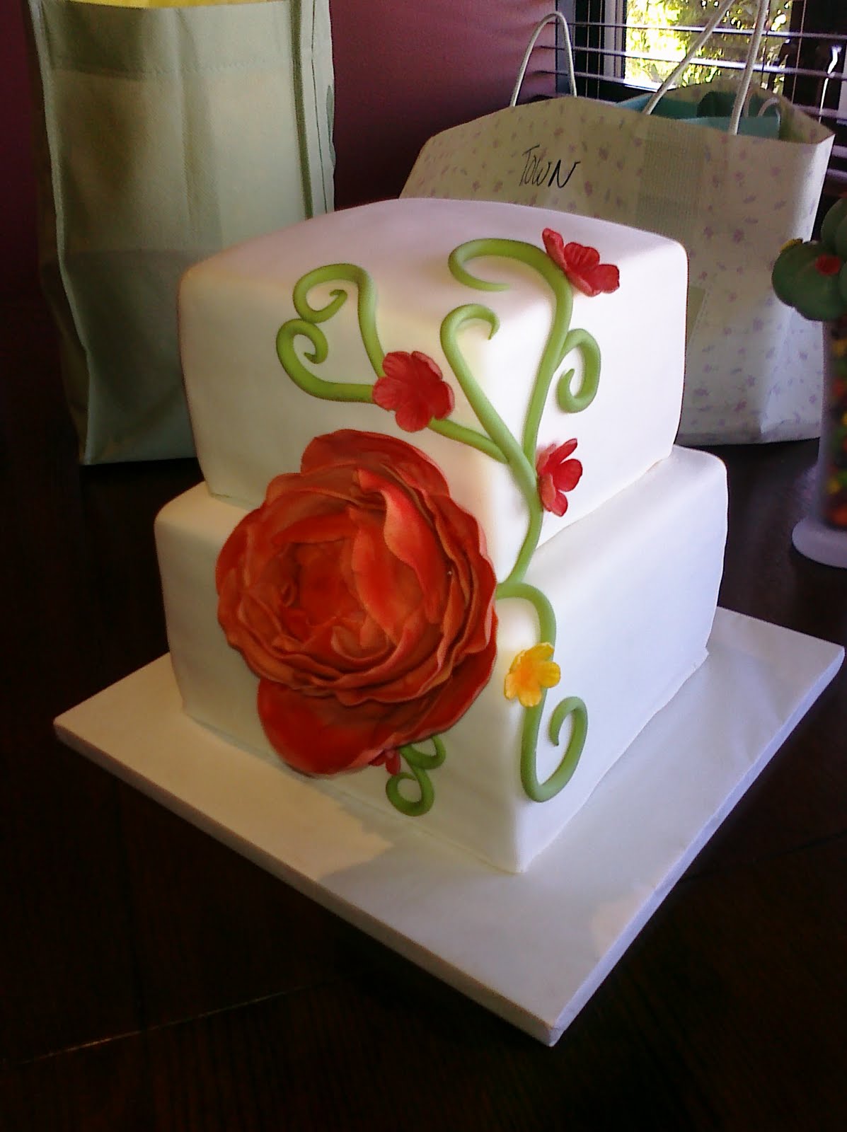 Pam's Custom Cakes: Jocelyn's wedding cake