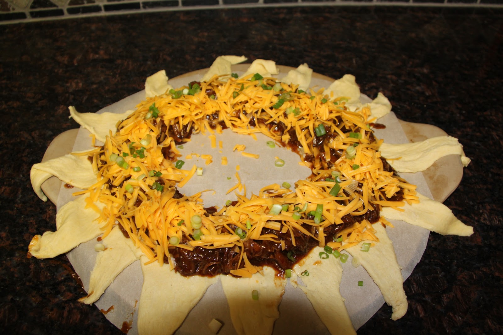 Michelle's Tasty Creations: BBQ Shredded Pork Ring