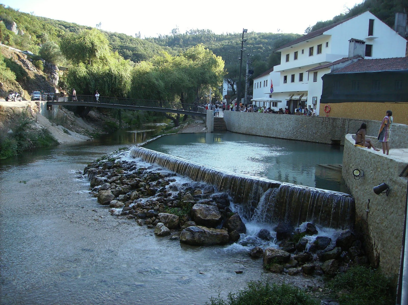 imagens de locais onde já estive: Agroal, nascente que alimenta o rio ...