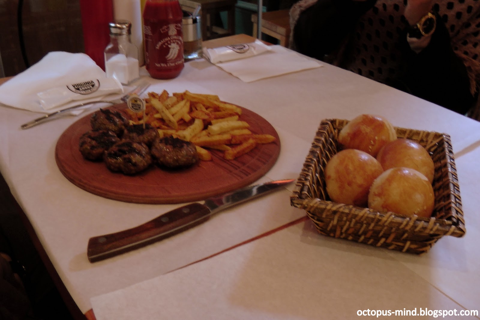 Octopus Mind.: December 2011