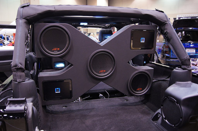 Ford Shelby Mustang GT500: Car Show Coverage: 2011 Dub Car Show: Chicago