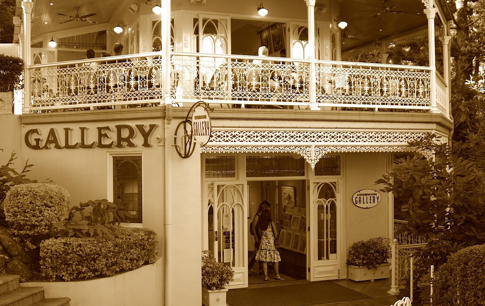 Main Street Gallery, Montville, Queensland: About Us