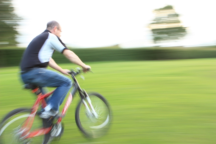 SAFONOVA: Exercise 5 Panning with different shutter speeds