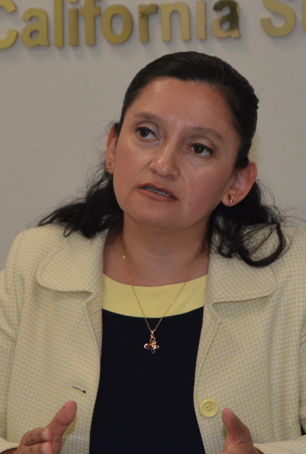 Temas y sucesos // Diálogos : 11/09/15