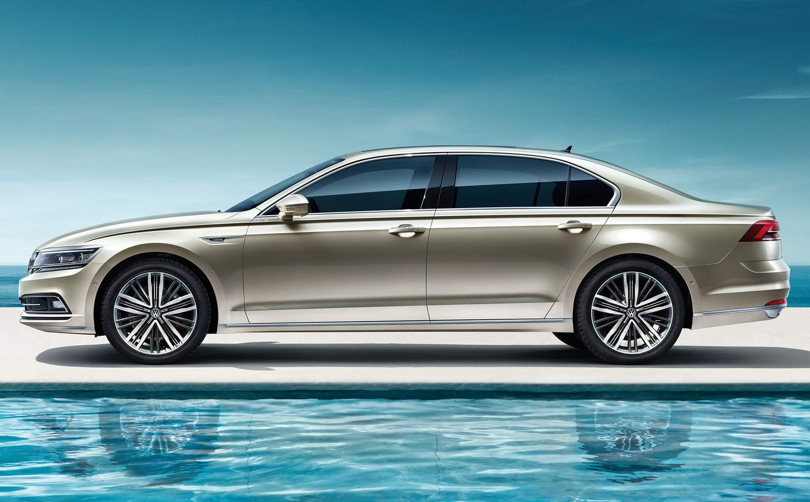 VW Phideon: sedã de luxo enfrenta BMW Série 5 e Classe E
