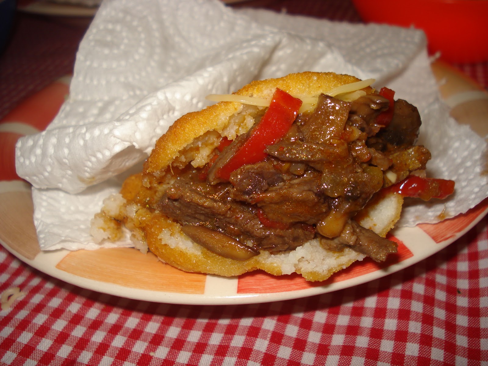 Las recetas de Omy: AREPAS CON CARNE MECHADA