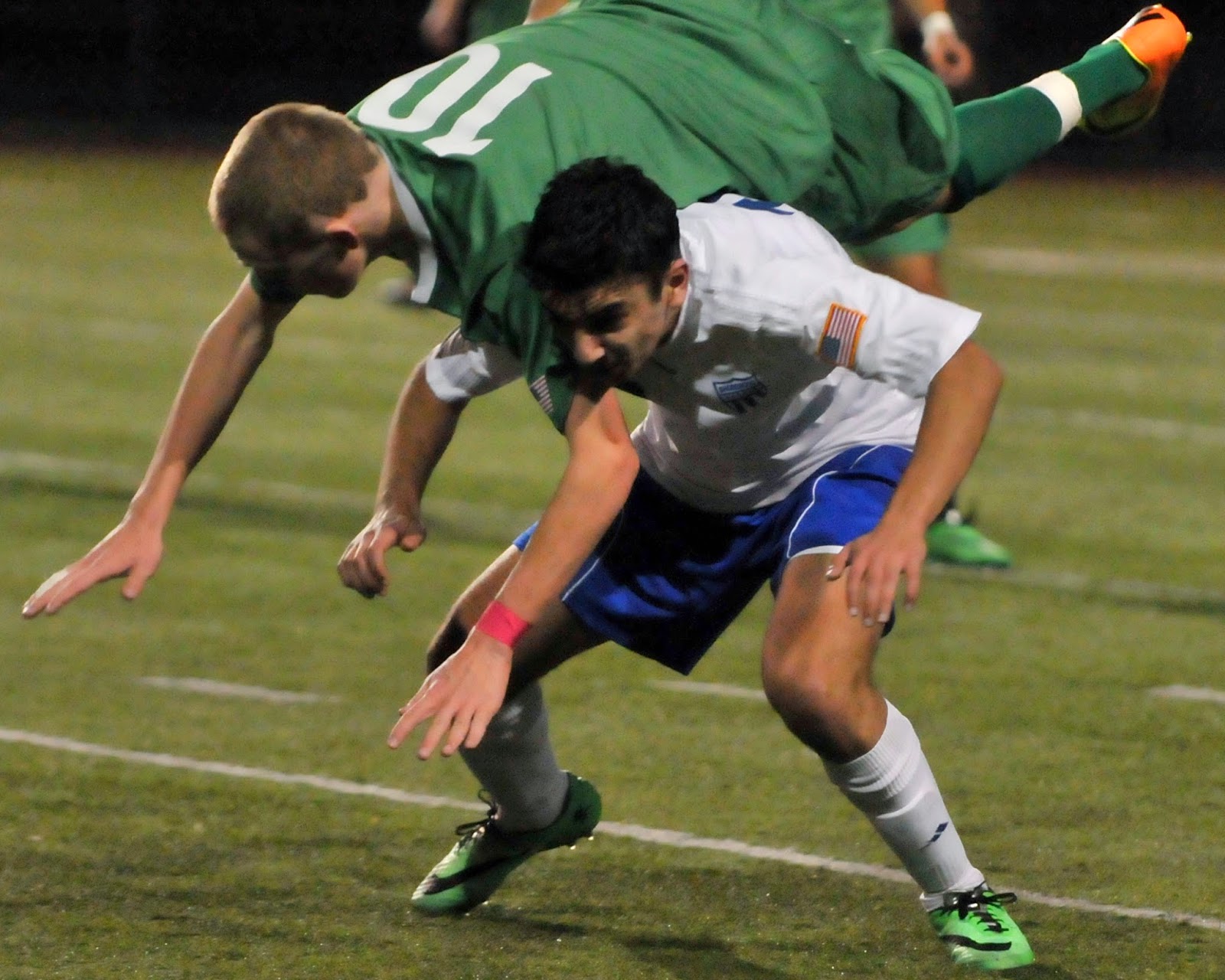 Shoreline Area News: Shorewood opens soccer season Tuesday with 2-1 ...