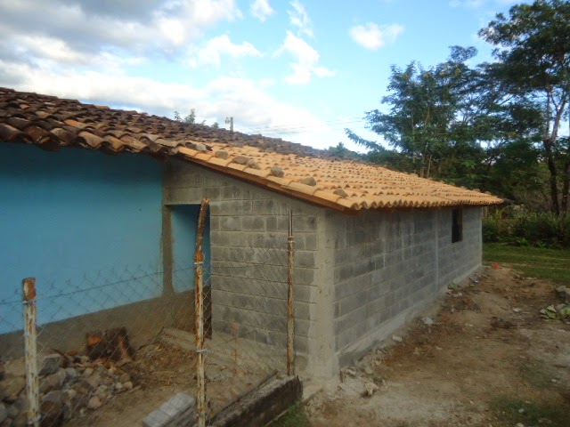 CONSTRUCCION DE CASA CURAL EN IGLESIA CATOLICA , LA LAGUANA SAN NICOLAS ...