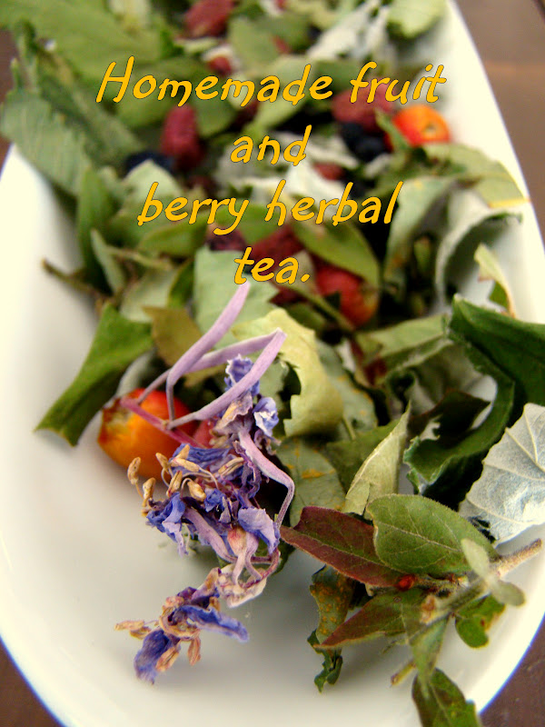SweetBakedLove: Homemade Fruit and Berry Herbal Tea