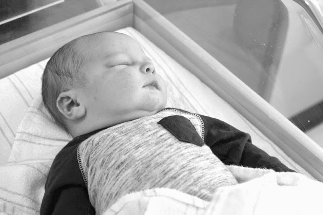 dandelions&dugouts: Hunter's Birth Story...