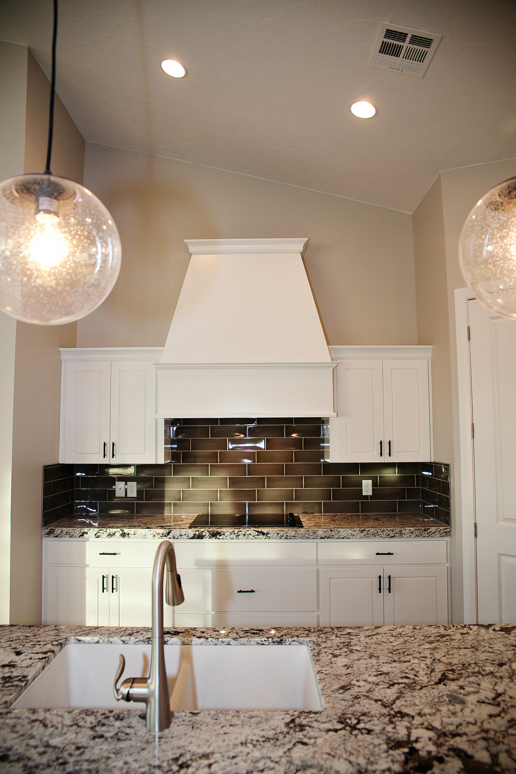 How to Create this Kitchen!