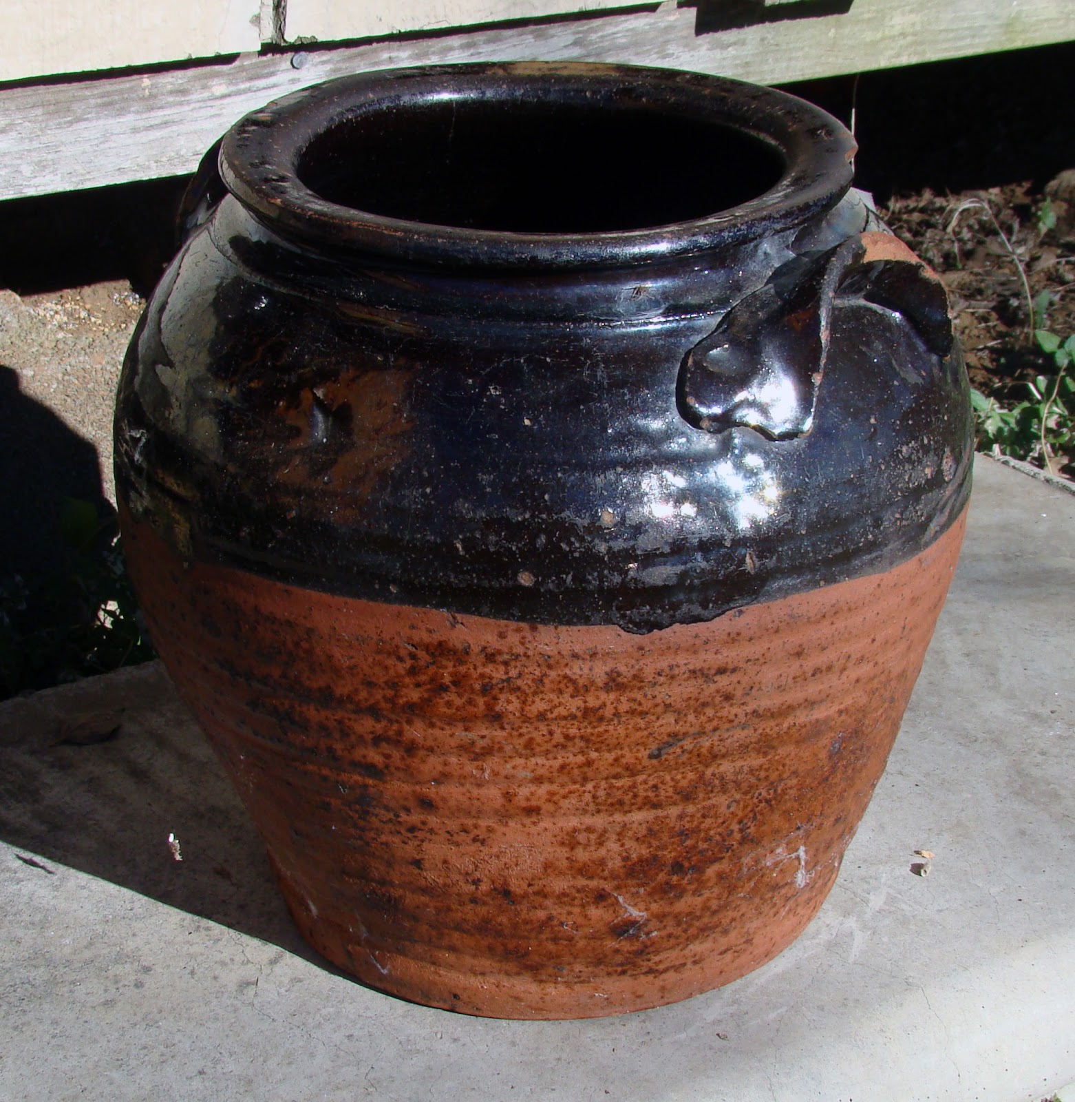 the NAVASOTA CURRENT: Kirbee Pottery of Montgomery County, Texas.