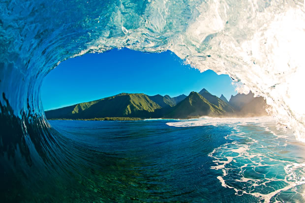 The Flying Tortoise: Hawaii Based Clark Little Photographs Very Big ...